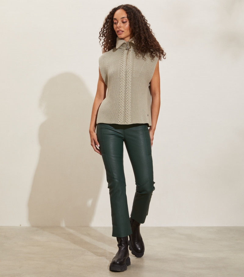 PLETENÁ VESTA ODD MOLLY BREE VEST GREEN PEARL | VERMONT SK