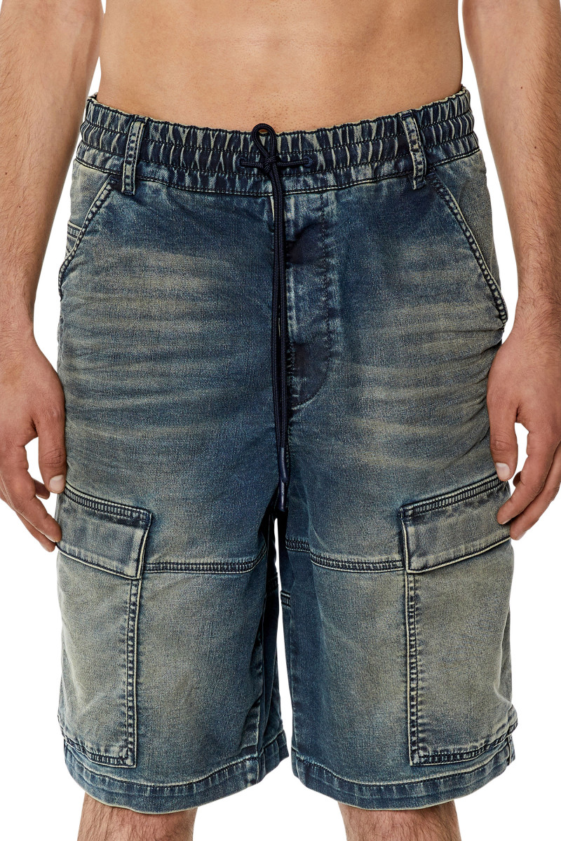 RÖVIDNADRÁG DIESEL D-KROOLEY-CARGO-SHORT JOGG SHO DENIM BLUE | VERMONT HU