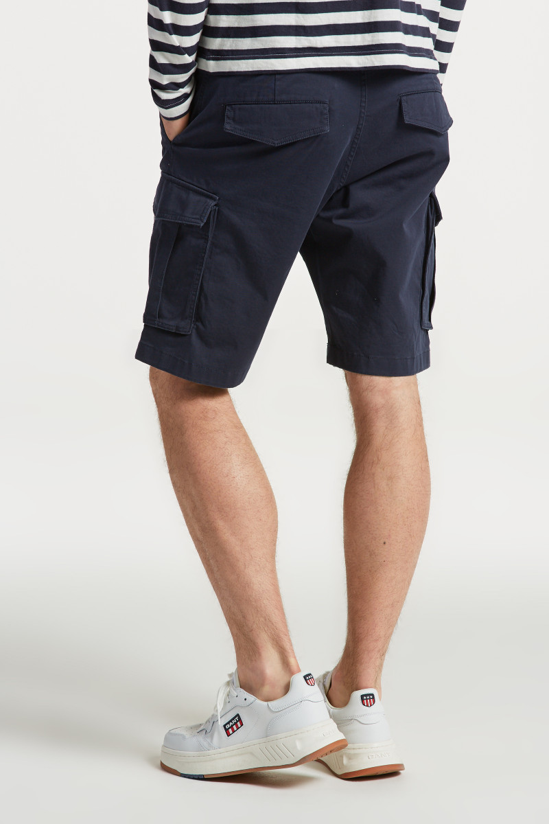 ŠORTKY GANT RELAXED TWILL CARGO SHORTS marine | GANT CZ