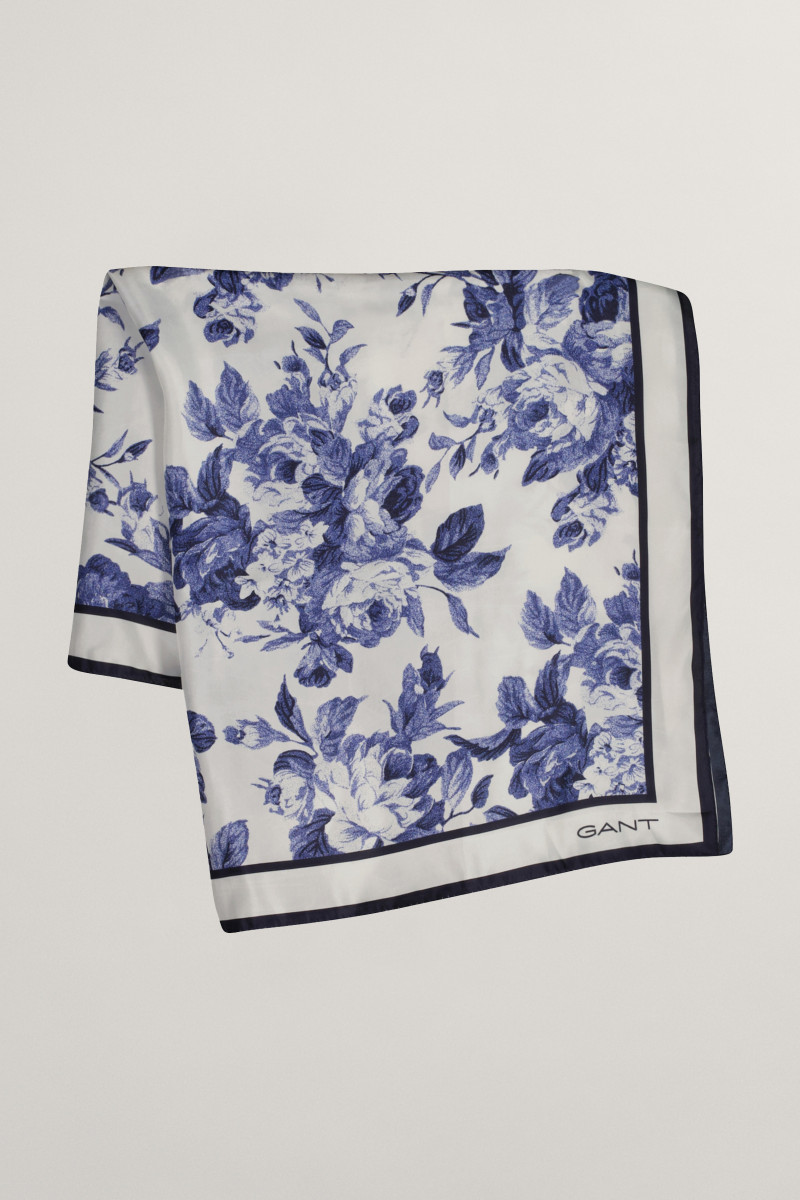 ŠÁTEK GANT VINTAGE ROSE PRINTED SILK SCARF EGGSHELL | GANT CZ